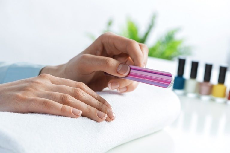 How To Shape Your Nails Perfectly And File Them - Maby Blog